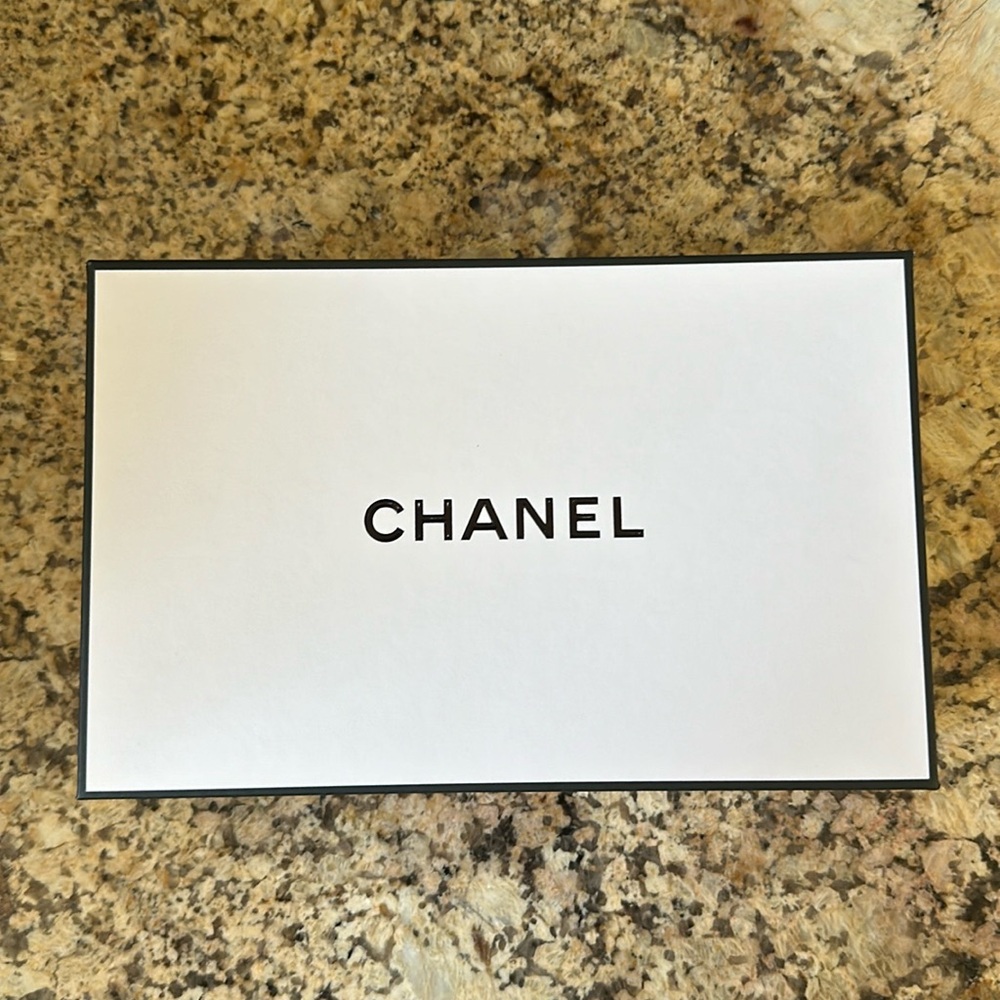 Chanel Storage Box With Tissue & Filling - Gem